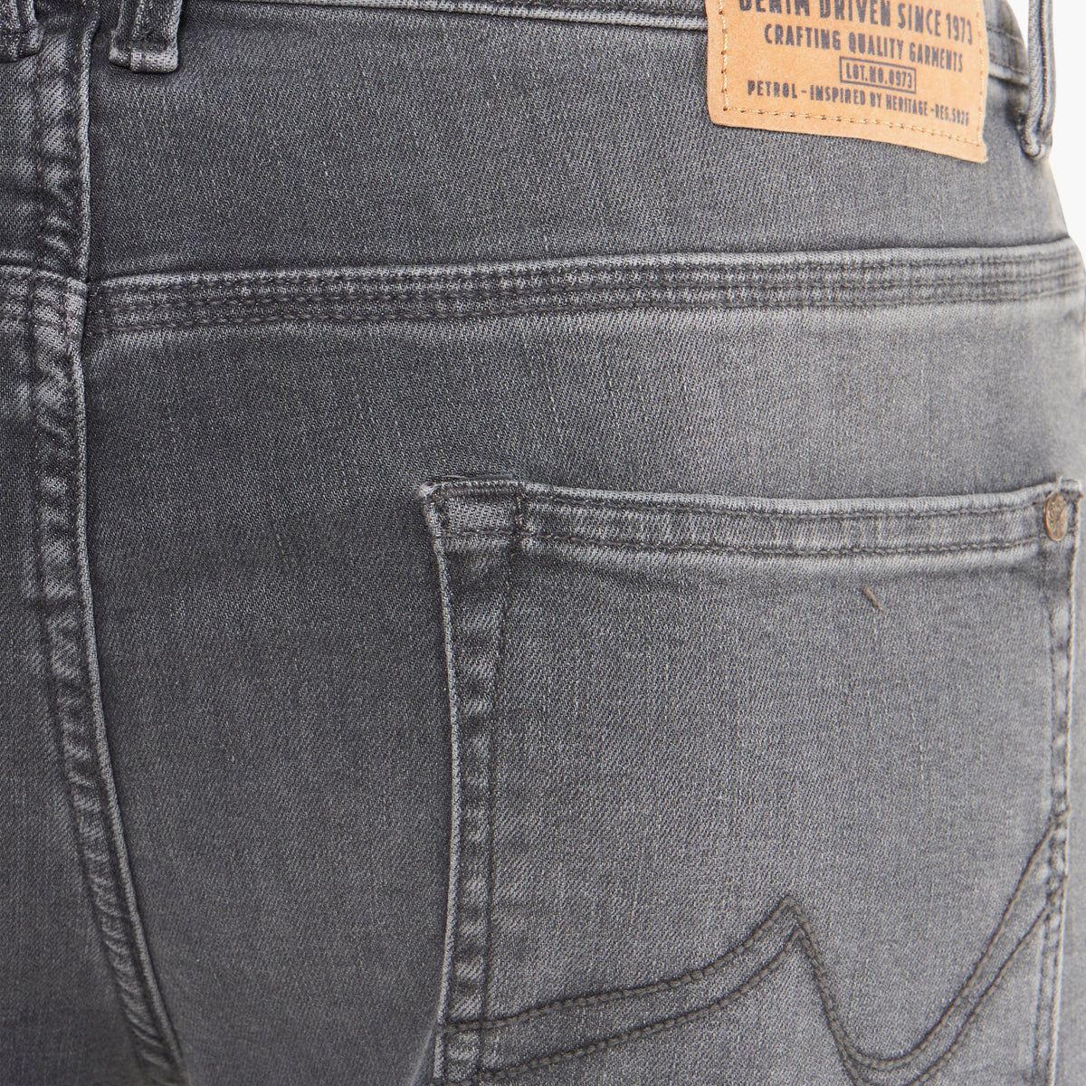 SEAHAM - dark grey denim - Petrol Industries® - ZEB